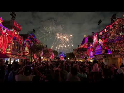 Wondrous at Disneyland Full Fireworks Show | Main Street Projections & Nighttime Magic 4K