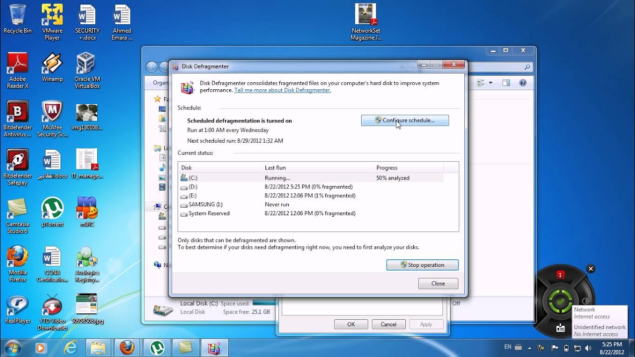 Disk Defragmenter in Windows 7 - YouTube