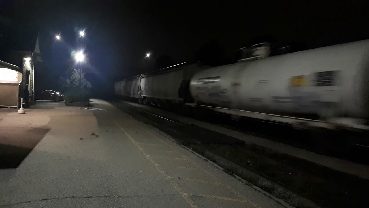 CN 2182 AT WOODSTOCK (OCT 7/18) - YouTube