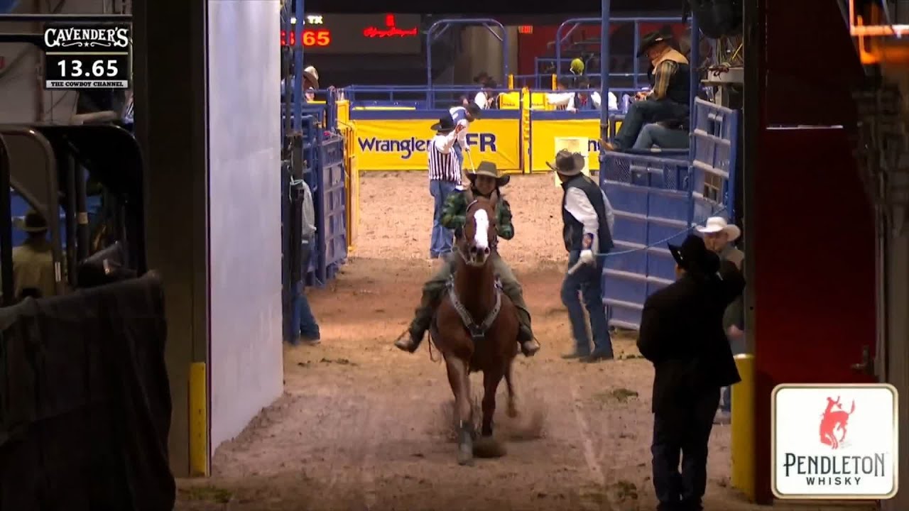Julie Plourde - The first French-Canadian to run at the Thomas & Mack ...
