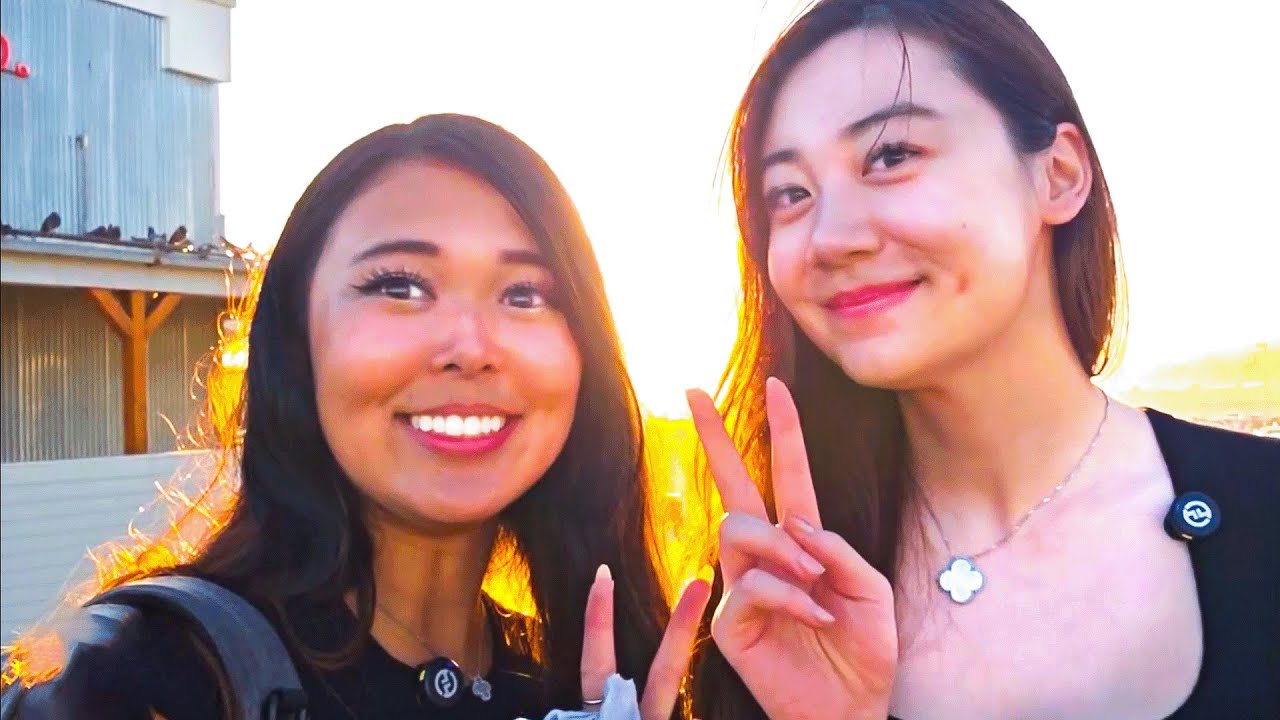 ExtraEmily & FanFan Goes to Santa Monica Peir! - YouTube