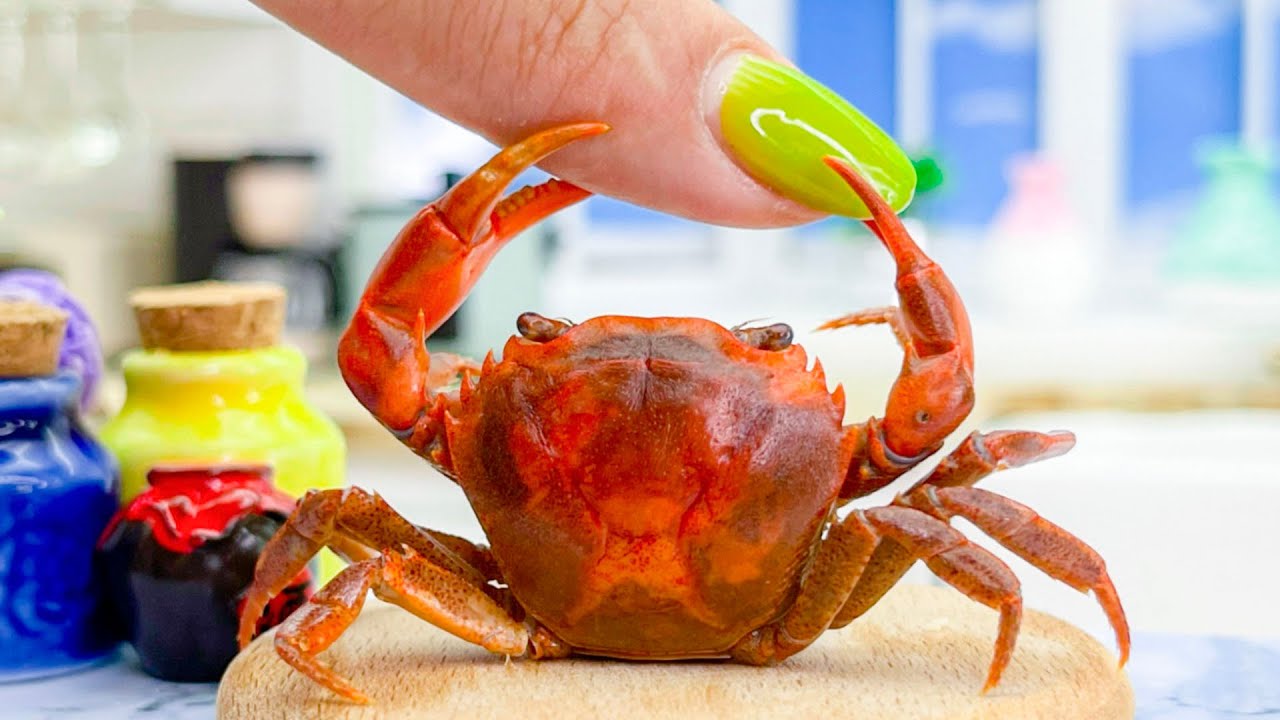 Catch Crab And Miniature Cheese Crab Recipe In the Tiny Kitchen 🦀 ...