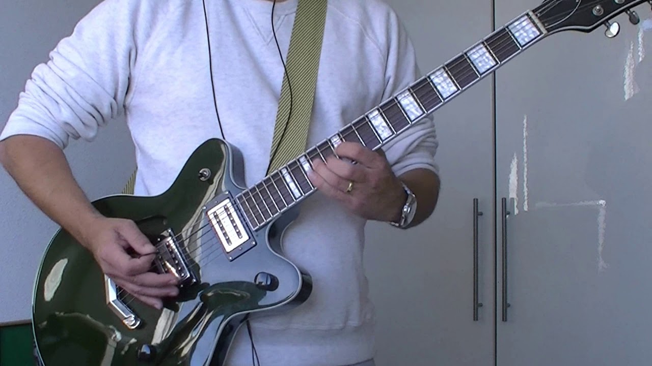 Queens of the Stone Age - Regular John (cover) - YouTube