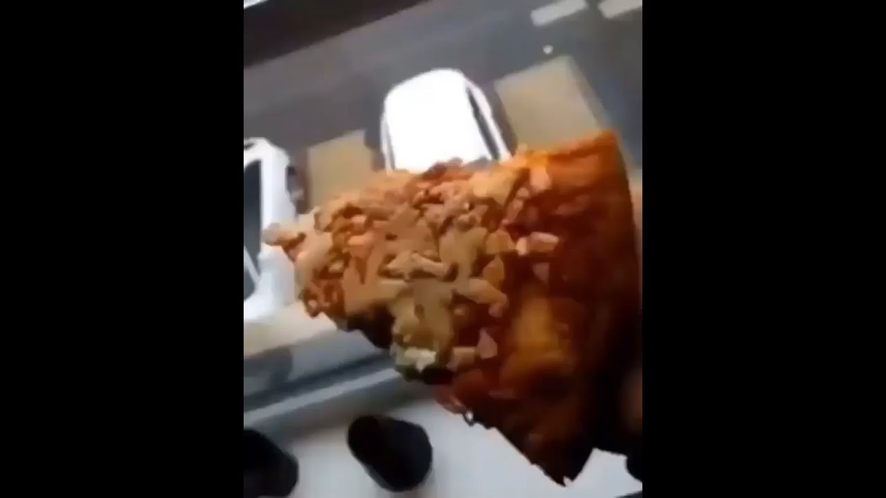 hocus pocus theres pizza on your focus - YouTube