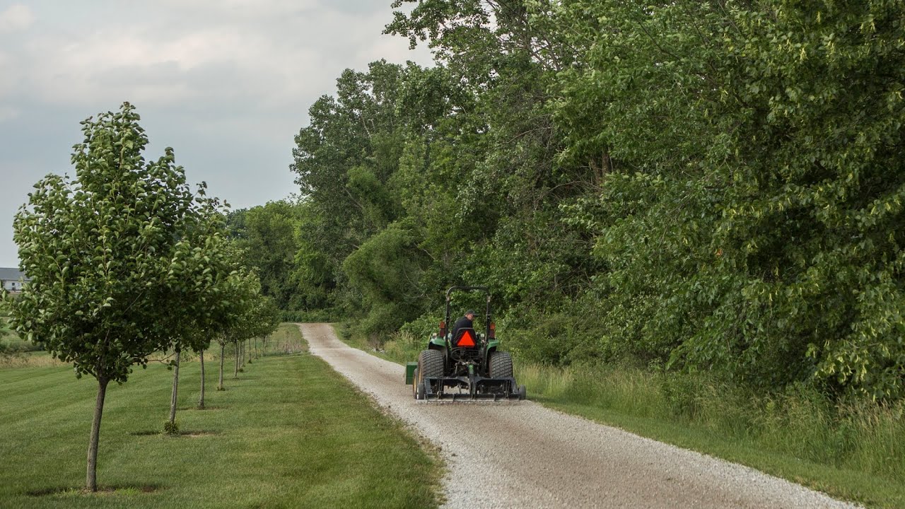 TR3 Rake - The Ultimate Gravel Machine! - YouTube
