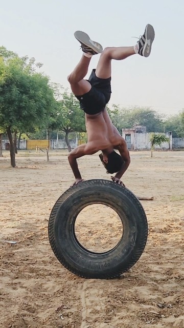 stunt workout #1600mtrruning #armymotivation #homeworkout - YouTube