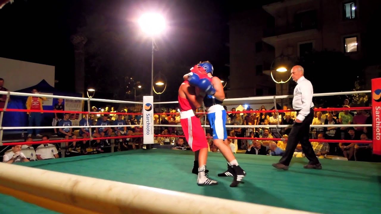 Boxing match with Remo Salvati - Italy 2014 - YouTube