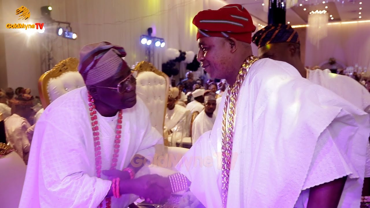 KING SUNNY ADE SERENADES OBA ONIRU, ONIBA EKUN 'JAFO AUTHORITY', AKINSIKU AND OTHER DIGNITARIES ...
