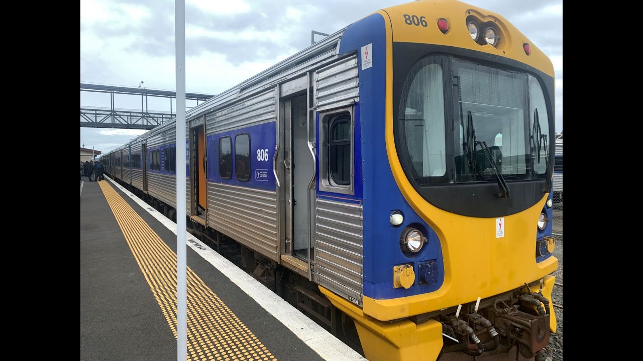Riding the Transdev Auckland ADL DMU train from Pukekohe to Papakura ...