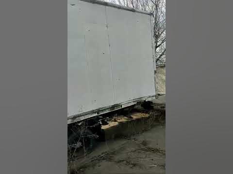 Заброшенный грузовик - YouTube