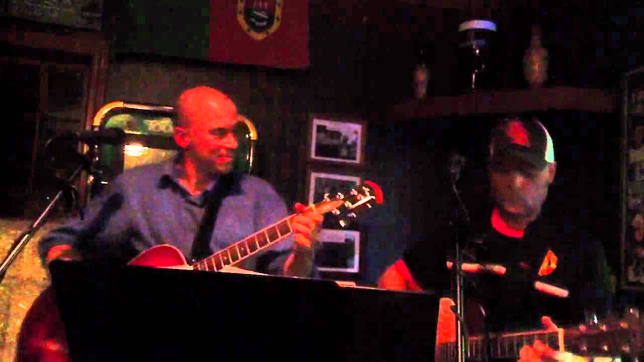 Jenny's Chickens- Folsom Prison Blues(Live at Mickey Cassidy's) - YouTube