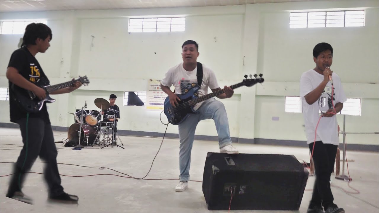 Lukna Dew Malai Axe band Cover Song |2023 Geyzing college fest ...