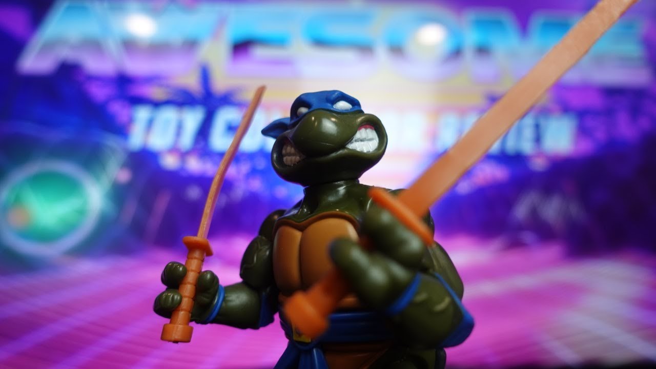 Teenage Mutant Ninja Turtle Classics Leonardo with Storage Shell Review ...