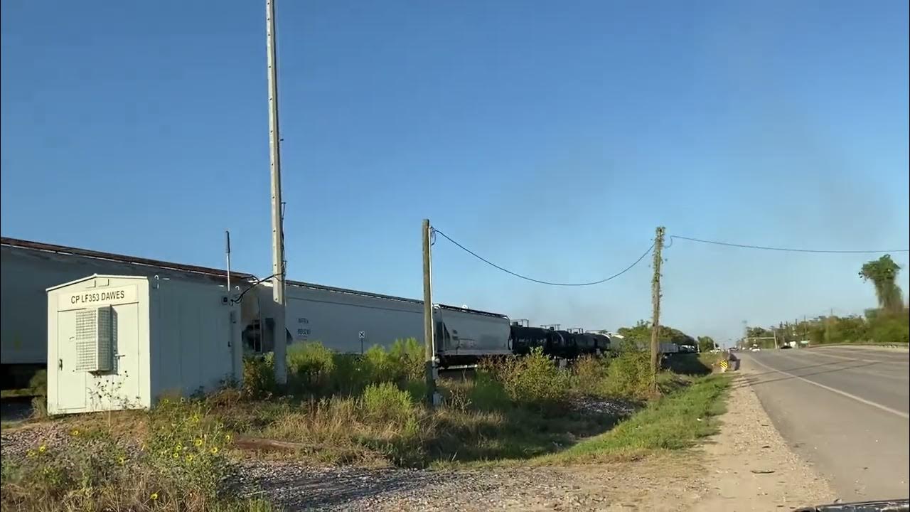 UP 5928 Leads Manifest Houston,Tx - YouTube