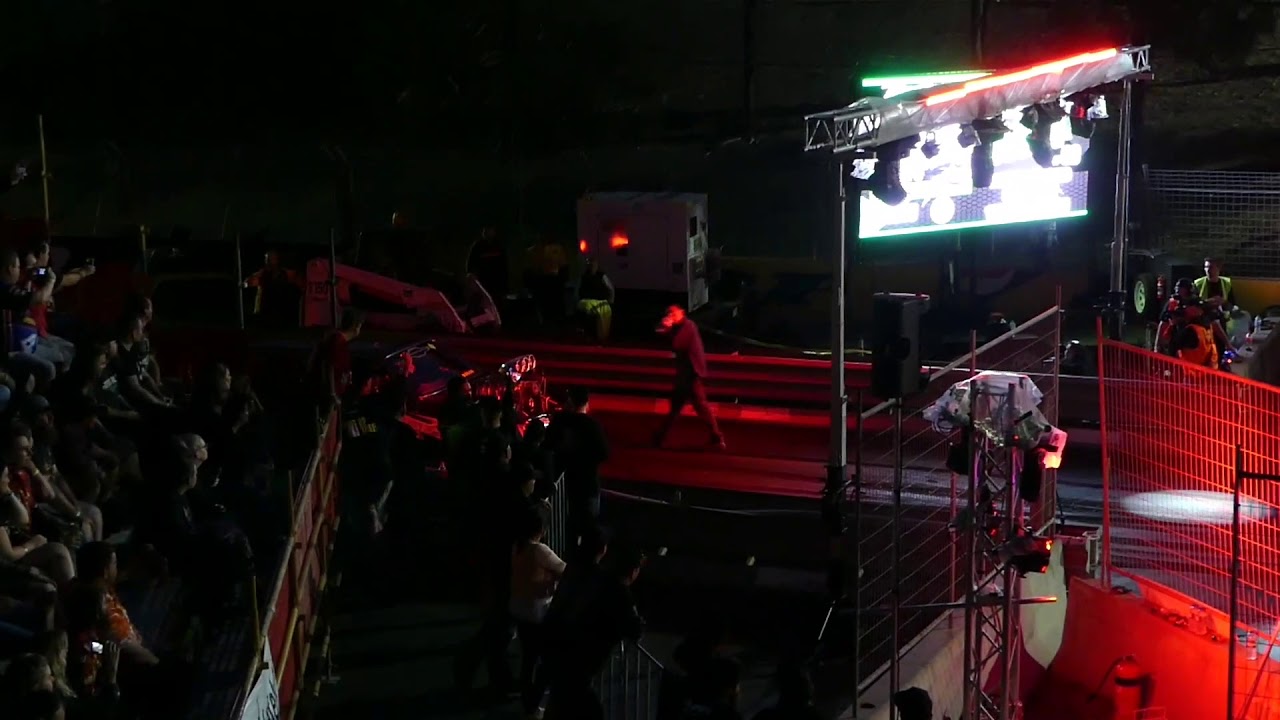 TUFFST burnout at Burnout Allstars 14/10/2017 - YouTube