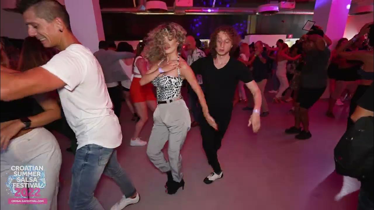 Joyce Silva Xavier & Tycoon - salsa social dancing | Croatian Summer Salsa Festival 2022 (Rovinj ...