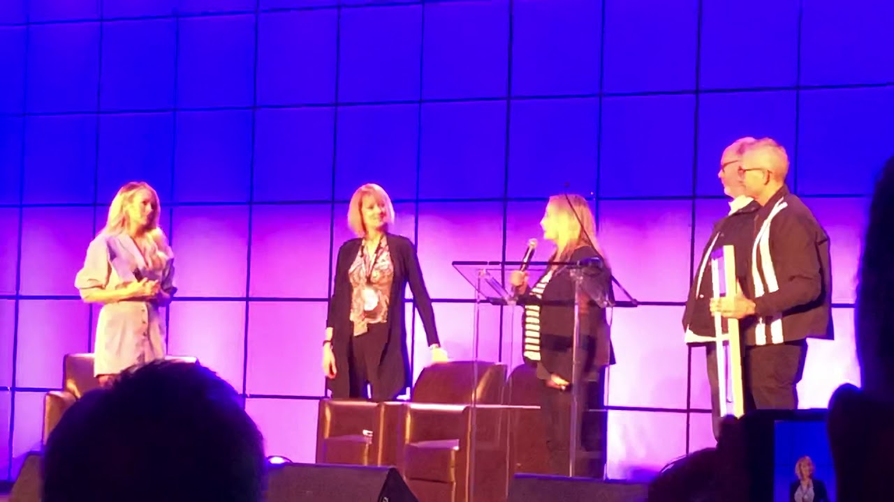 Carrie Underwood’s Cry Pretty Album Reaches Platinum Status 2/21/2020 ...