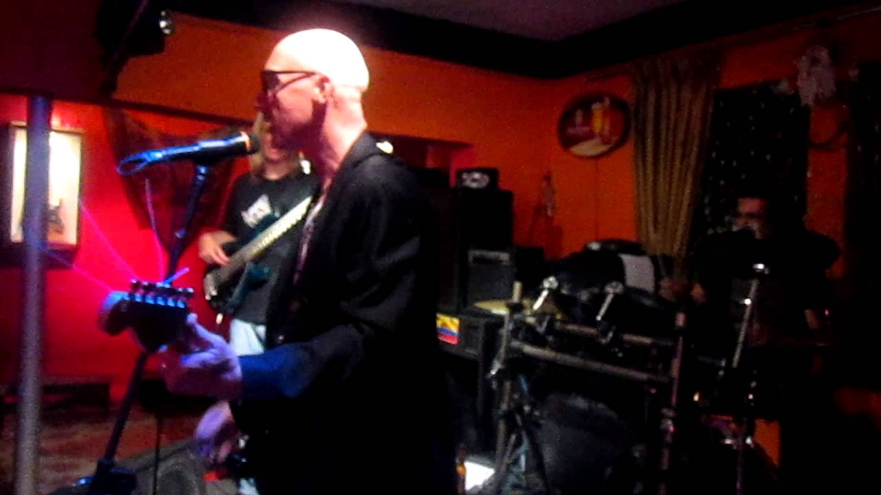WHITE ROOM BAND - BLACK NIGHT (DEEP PURPLE COVER) - YouTube