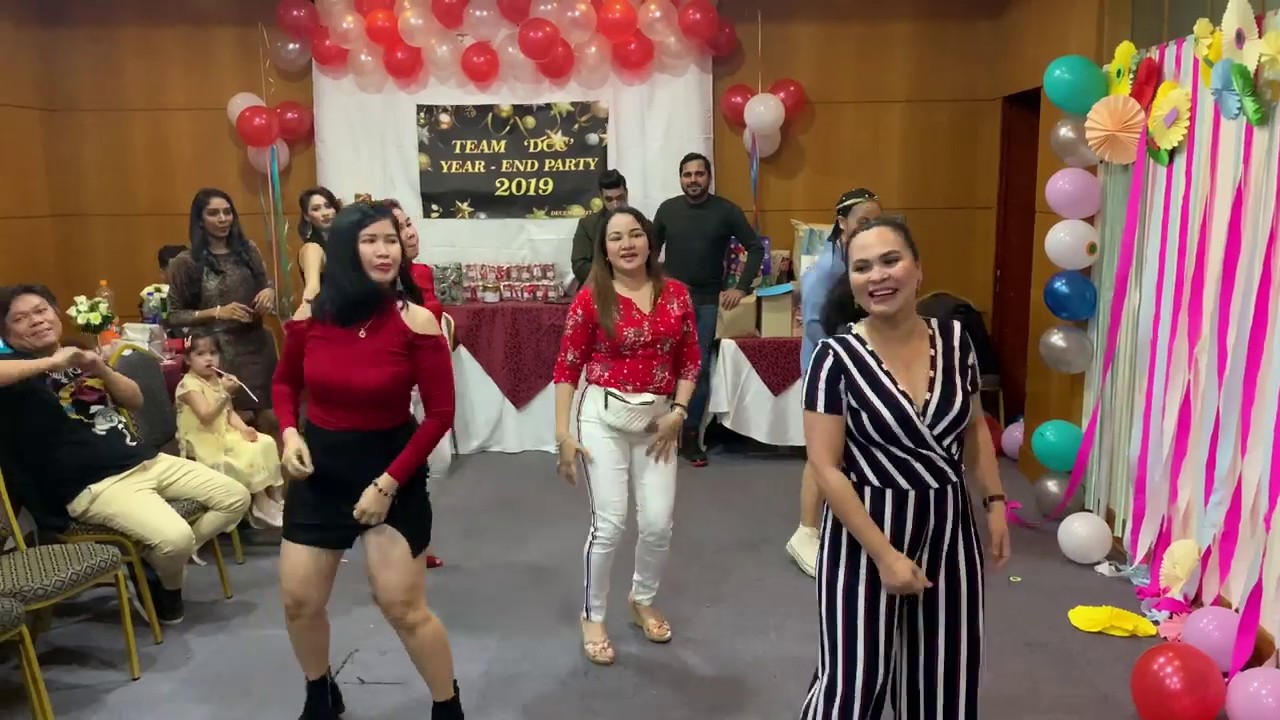 “Con Calma” Dance Presentation (Year-end Party 2019) - YouTube