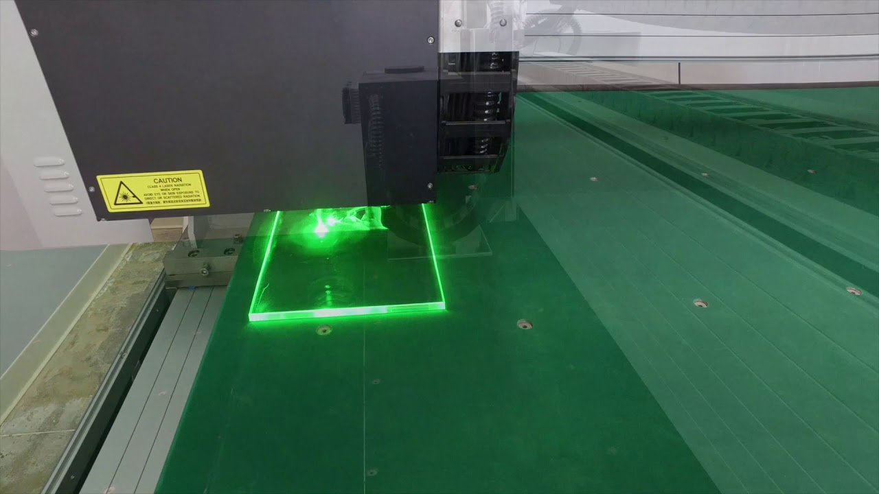 GlassTek's in shop 3D Laser Engraved Glass - YouTube