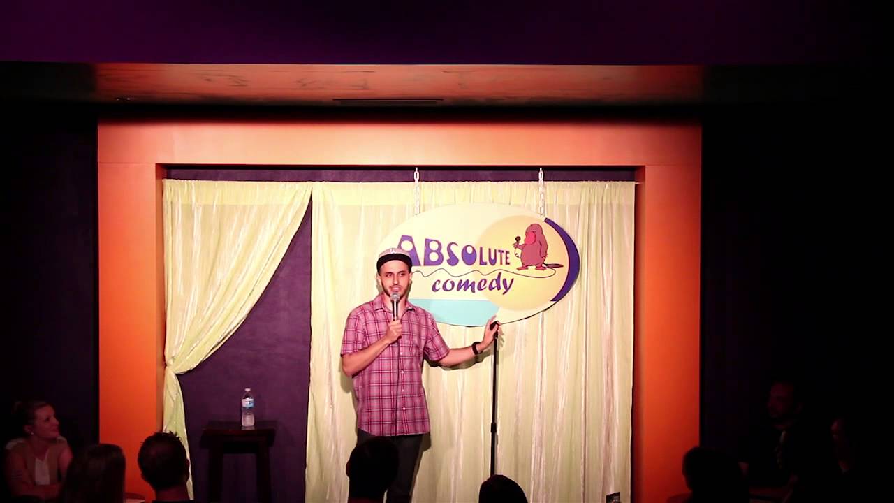 Moe Ismail- Bad Friends @ Absolute Comedy Club - YouTube