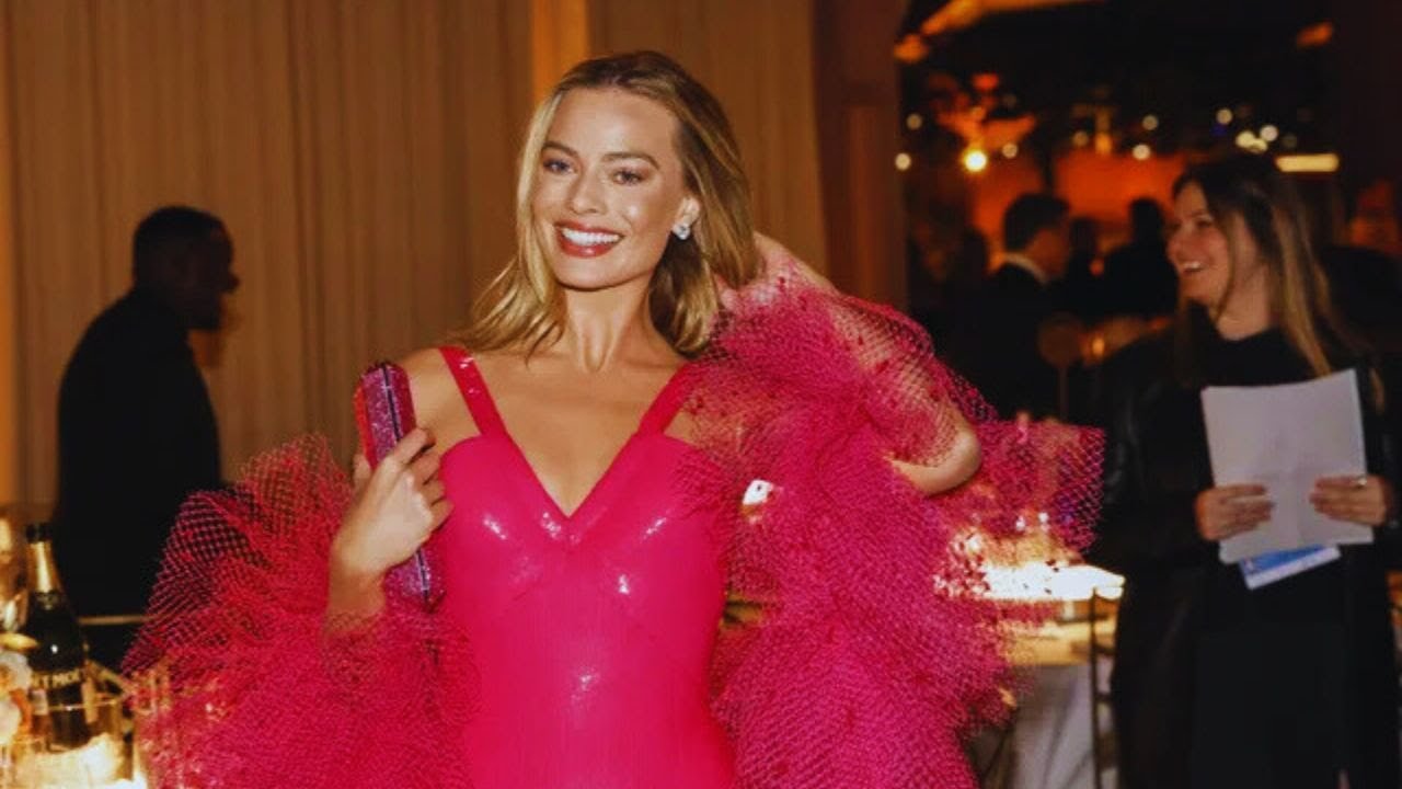 MARGOT ROBBIE'S NEXT BIG HORROR PROJECT?! Stagtown Live-Action ...