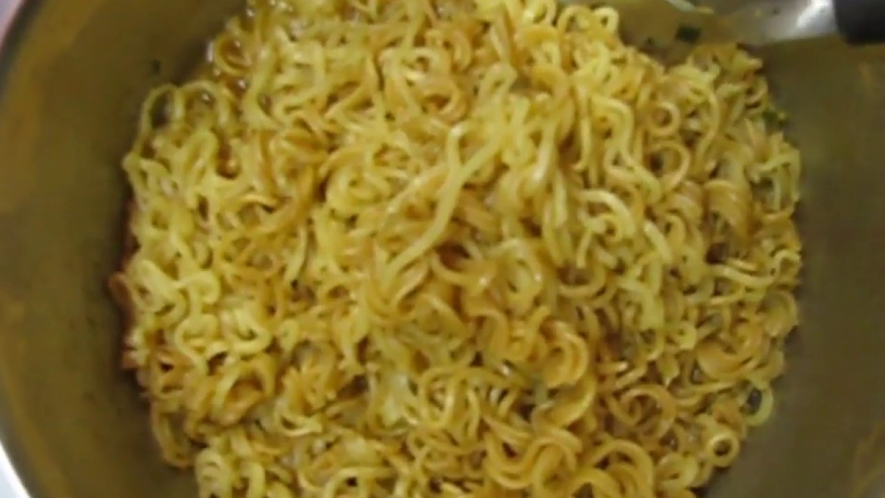 Desi Food Eating : Chicken masala Maggi & Chicken masala Wiwi noodles ...