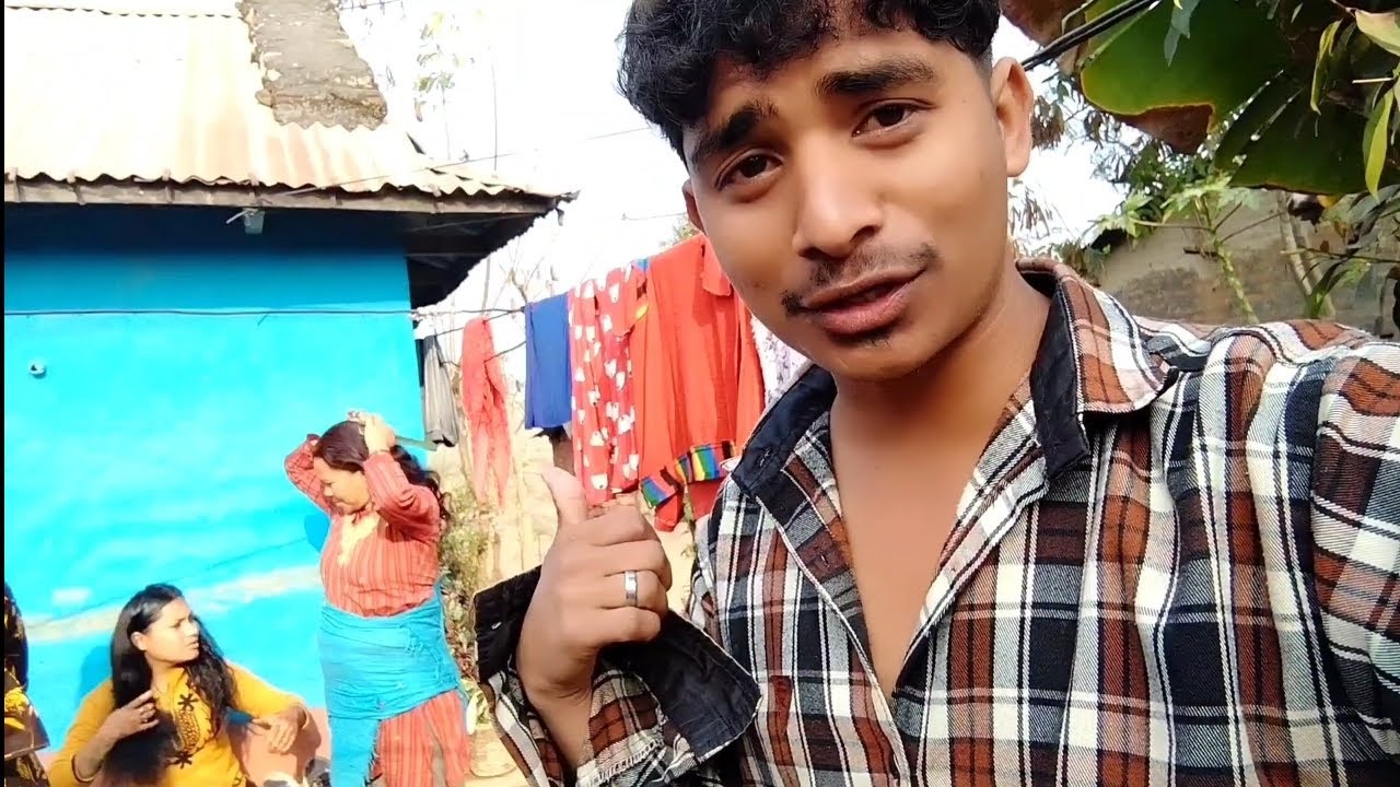 घरमै गएर केटीको हात मागियो 😂🙈🤭 || Aryan Nepali || Aryan Nepali Vlog ...
