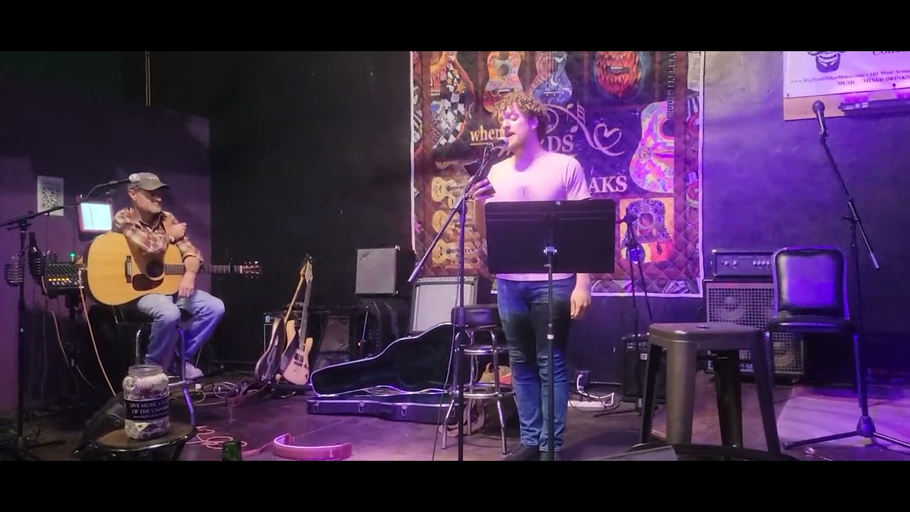 Justin Sings for Chris - "Dreams" at Old Gringo Bar & Grill 6-6-23 ...