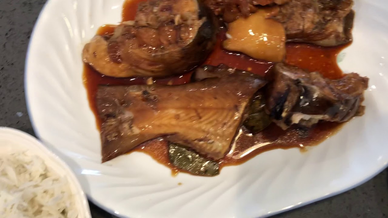 U.S. Retiree (Lockdown) Cooked Cat Fish Adobo - YouTube