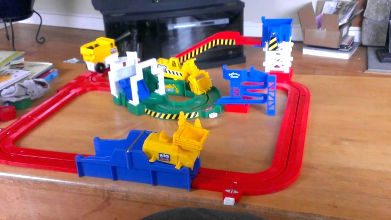 Big Loader toy - YouTube