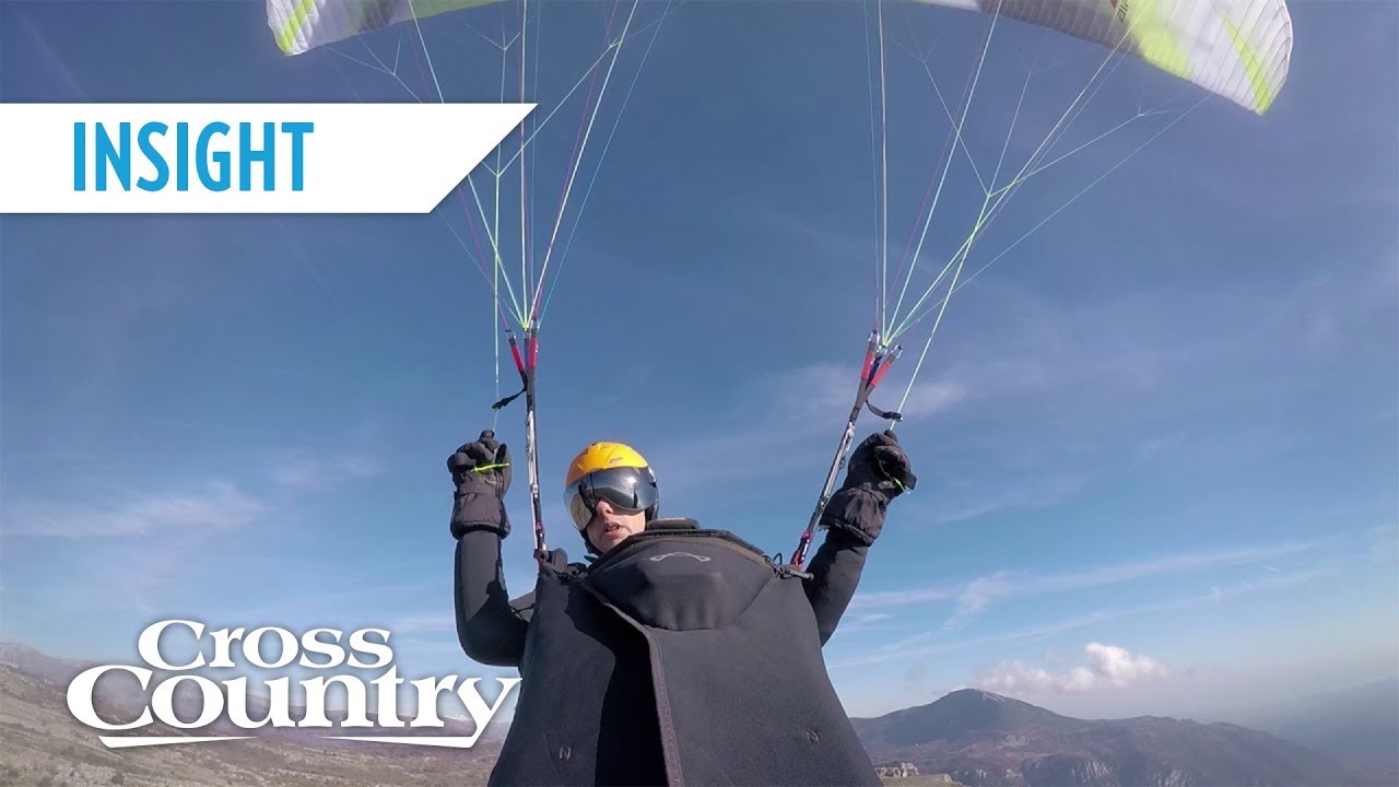 Mastering Paragliding – How to enter a thermal - YouTube