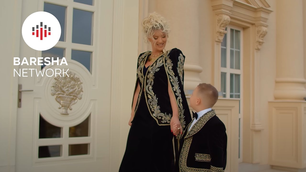 Vjollca Selimi - Synetia Yllit (Official Video) - YouTube