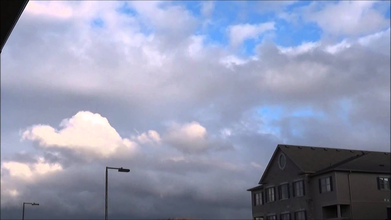 Wind storm Kitchener, Ontario November 24, 2014 - YouTube