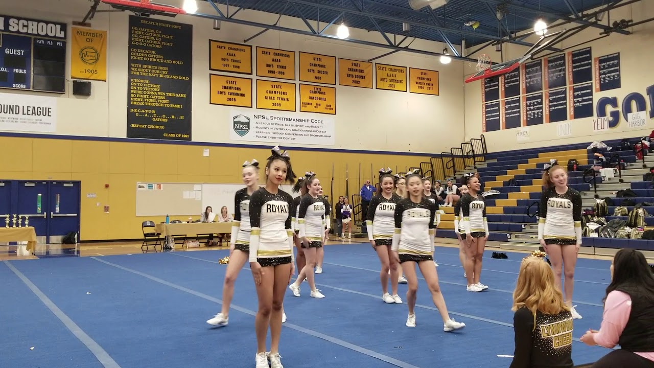 LHS cheer compitition.... - YouTube