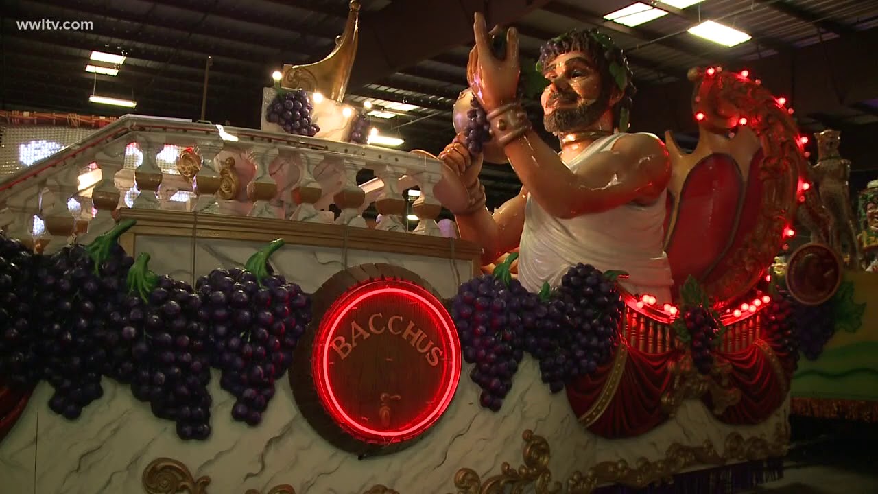 Krewe of Bacchus debuts new king, officer floats - YouTube