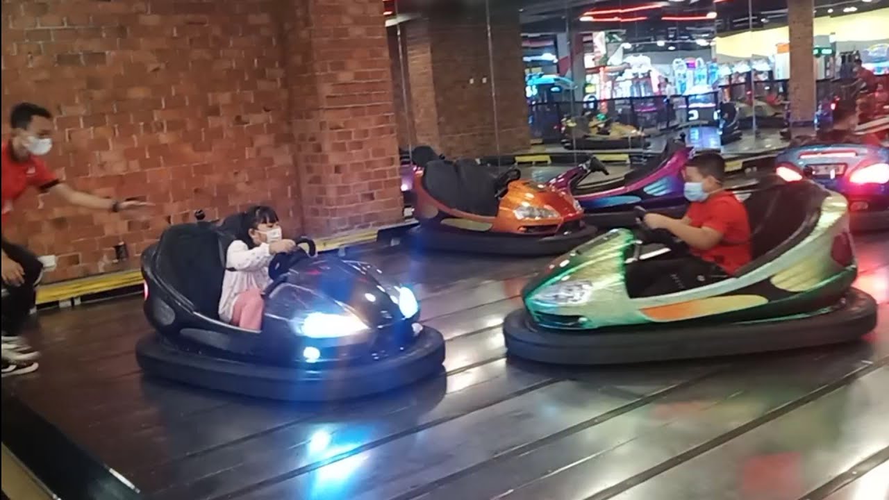 Serunya bermain BOM BOM CAR di TIMEZONE,meskipun rugi di MESIN CAPIT ...