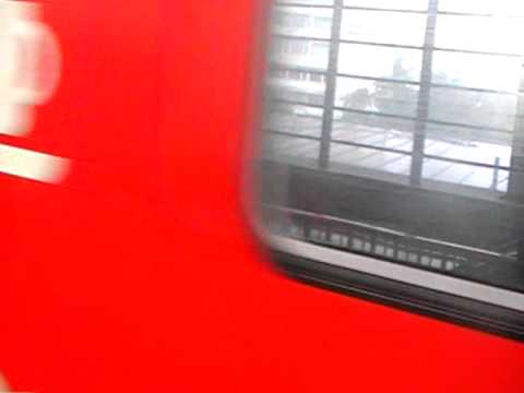 DB Double-Decker DVT arrives at Berlin Zoologischer-Garten - YouTube