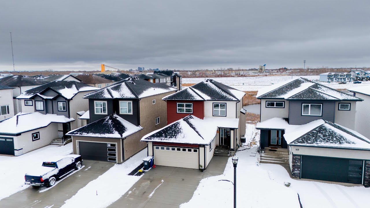 6 beds, 4 baths luxury house for sale in Aurora, Winnipeg - Call 204. ...