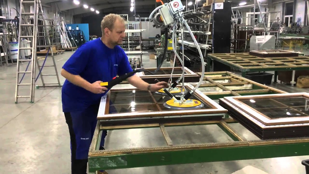vakuový manipulátor VACUBOY VARIO - YouTube