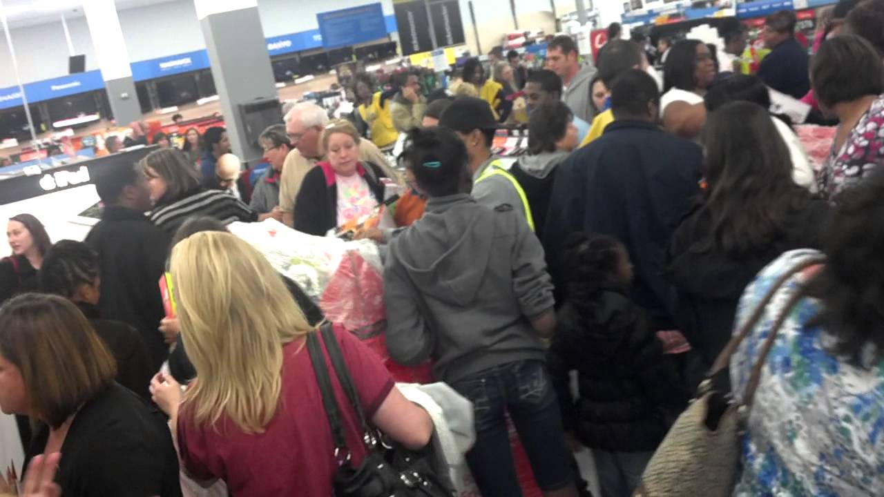2012 BLACK FRIDAY WALMART 10PM CELL PHONE FIGHT!!! - YouTube