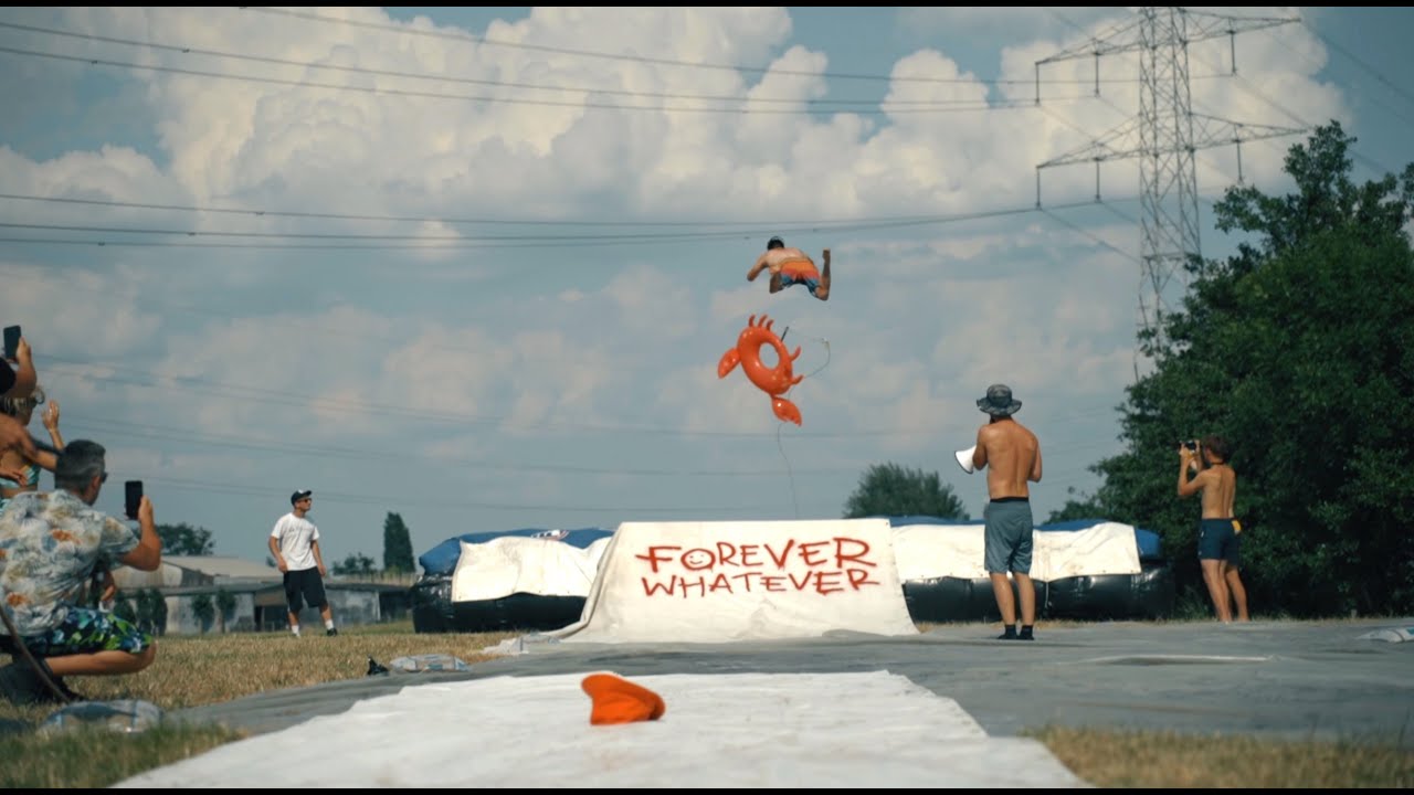 Slip and fly ROCKET MAN - YouTube