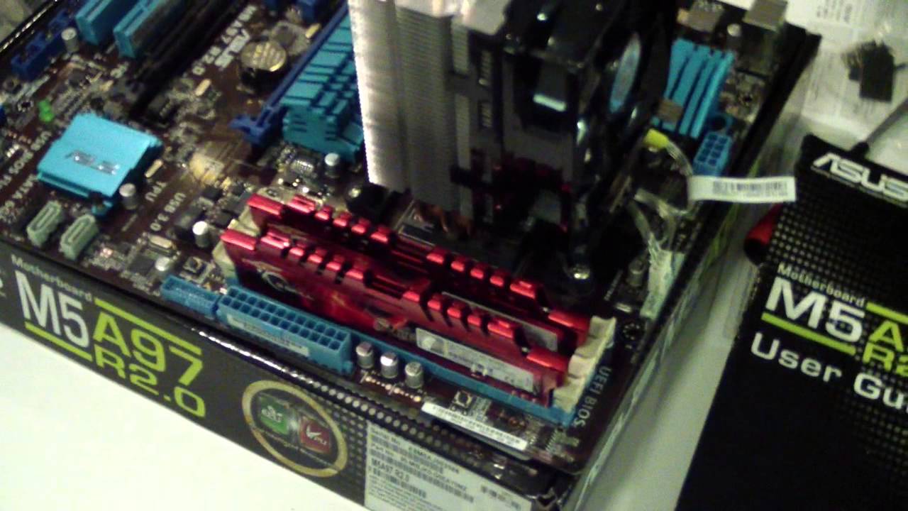 Building my first PC (in finnish) - YouTube