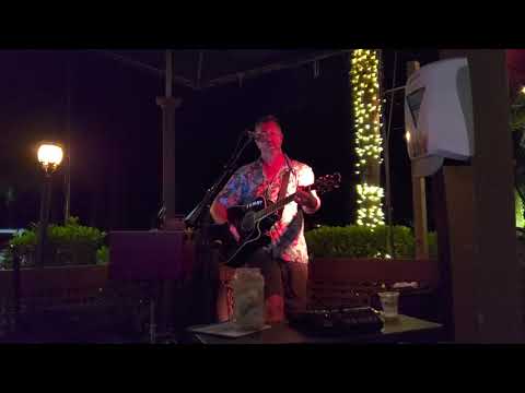 Tommy Sims at Reillys, performing Eric Claptons "Wonderful Tonight ...