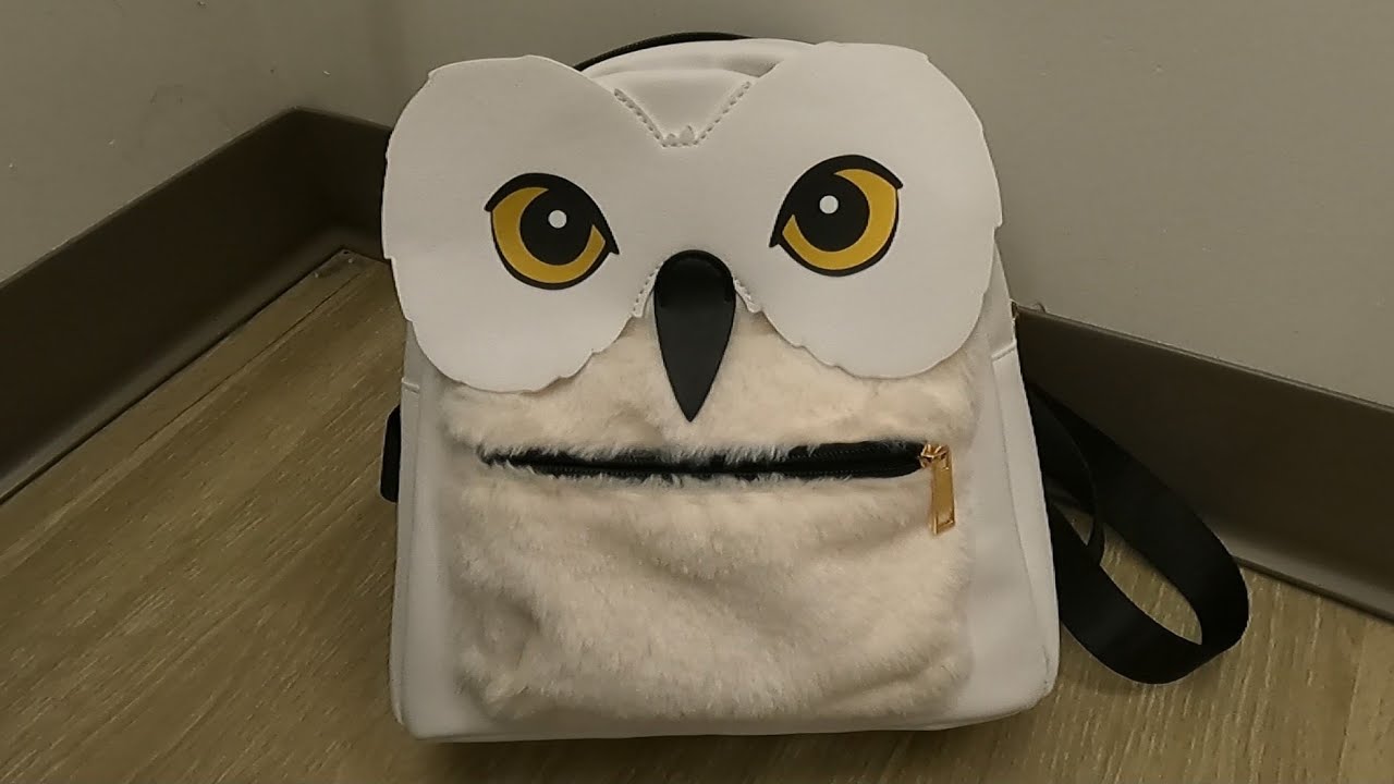 HARRY POTTER BIOWORLD BACKPACK HEDWIG OWL CLOSER LOOK HARRY POTTER ...