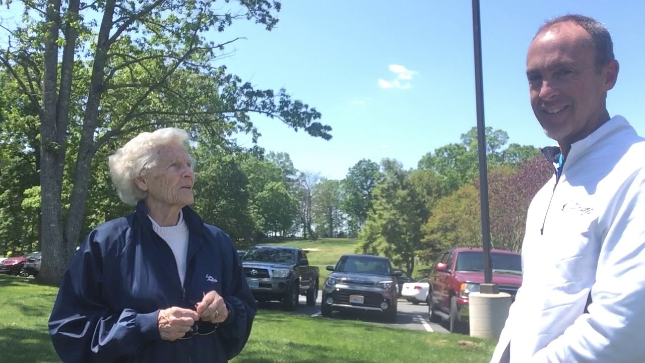 "Par 4 with Mark" Featuring Doris Gardner - YouTube