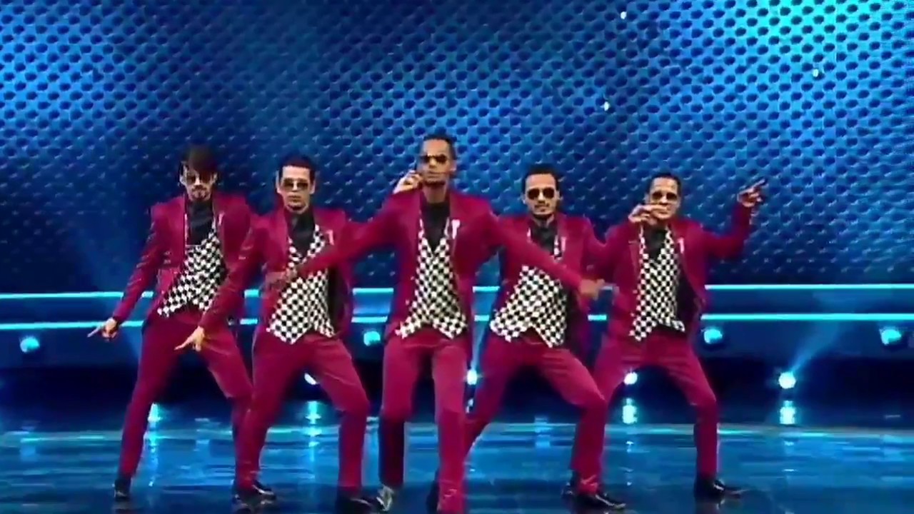 MJ 5 dance 2 whith dance champiaons .hit mj5 Technical love - YouTube