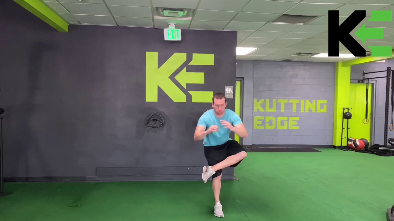 Golf Mobility Workout: Hips and T-Spine - YouTube