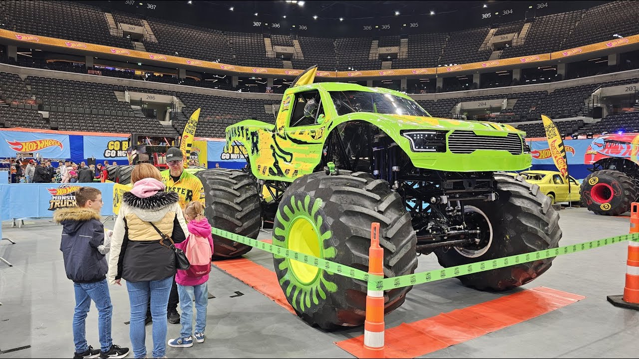 2024 03 16 Hot Wheels Monster Trucks Glow Party Crash Zone, Budapest ...