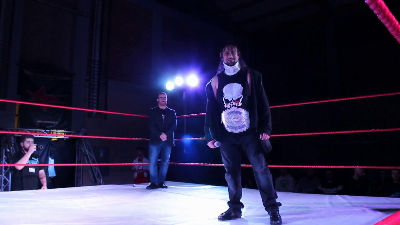 Psycho Mike annuncia il suo infortunio e rende vacante il Titolo ...